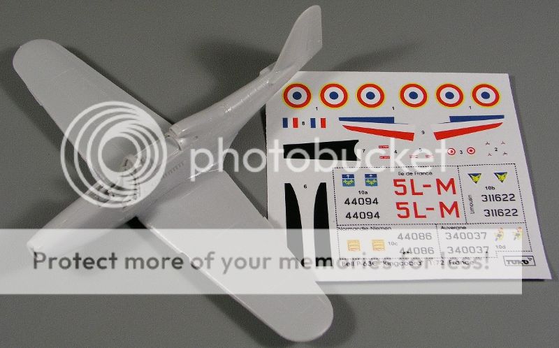 Monogram 1/72 - Grumman F8F-1B Bearcat in Indochine - French Fancy ...